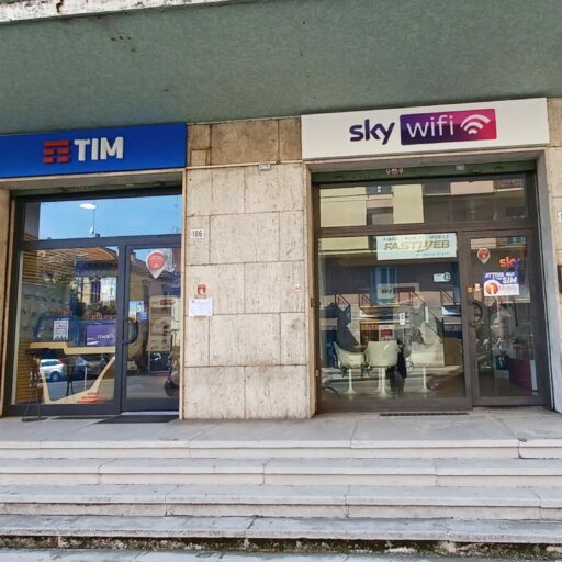 Negozio TIM Sky - specializzato in telecomunicazioni